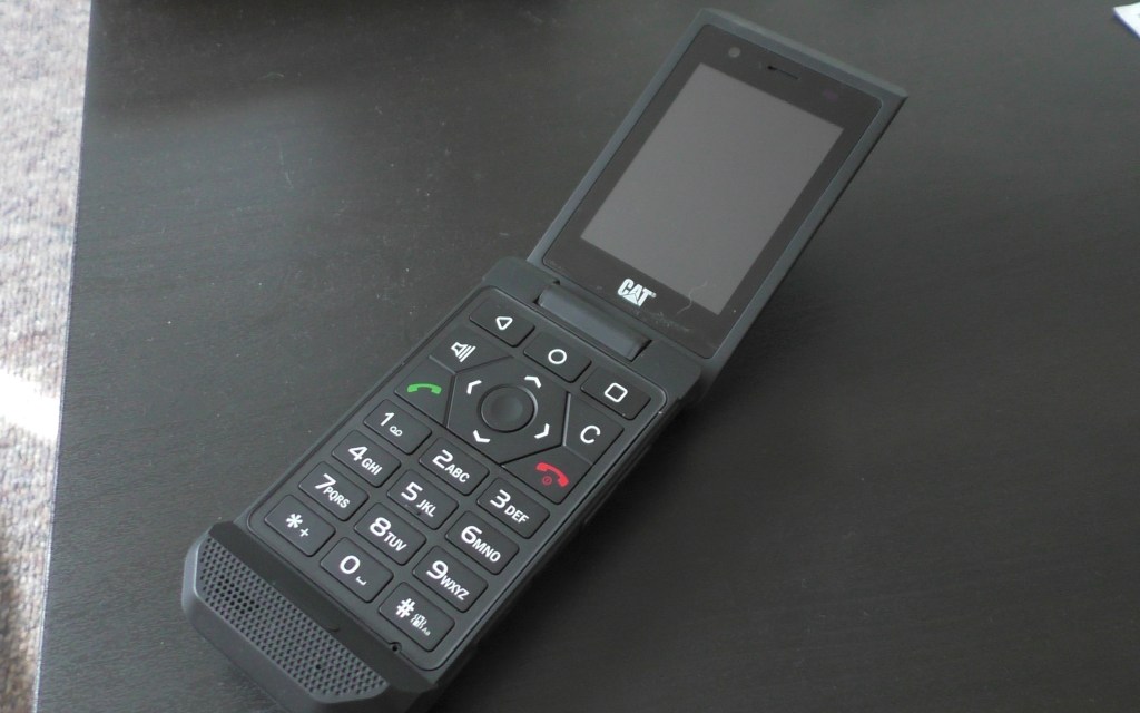 CAT S22 Review: It Won’t Let You Have it Both Ways | Joe Bush dot Net